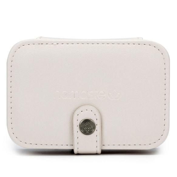 Namaste Buddy case – DI LANA E D'ALTRE STORIE SRL
